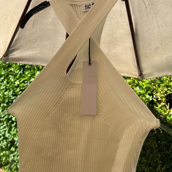 Tops | Soft White Cropped Front Cross Tank | Poshmark